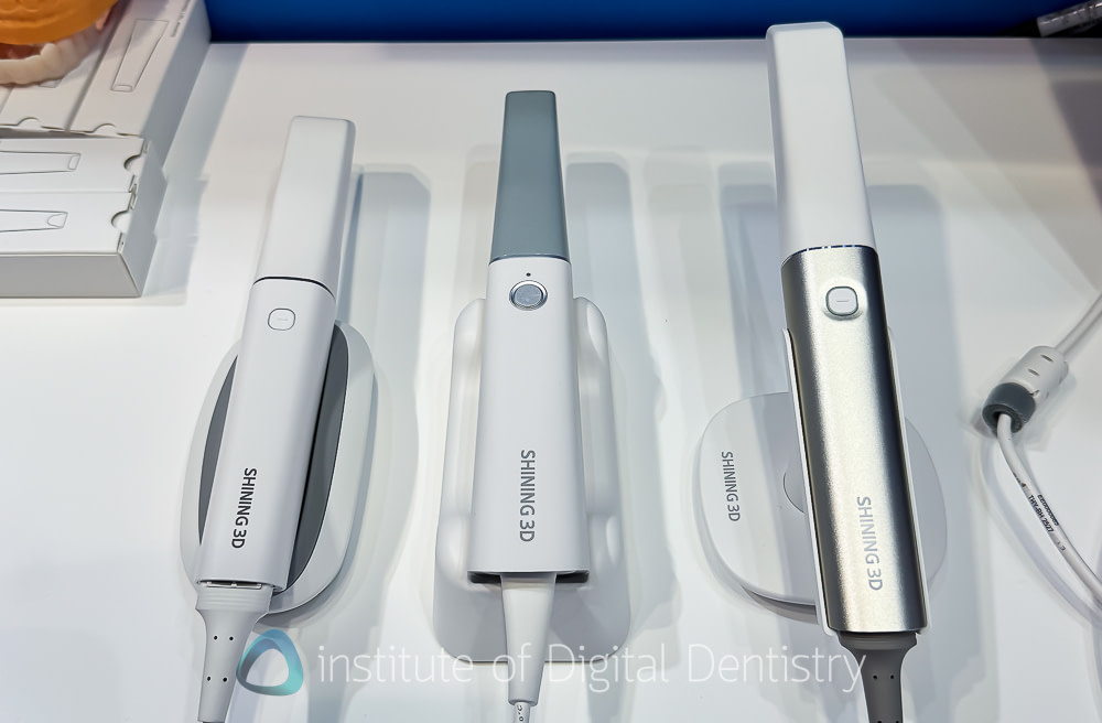 Shining 3D Aoralscan ELF Intraoral Scanner Review | iDD